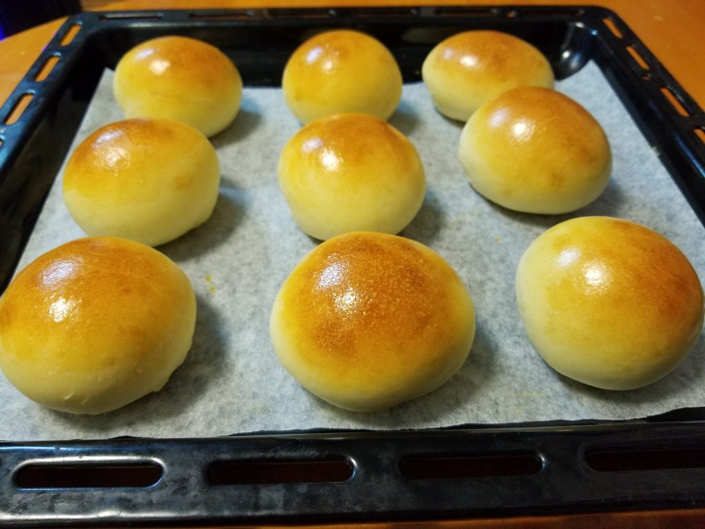 Spongy soft roll recipe with only 7 easy ingredients